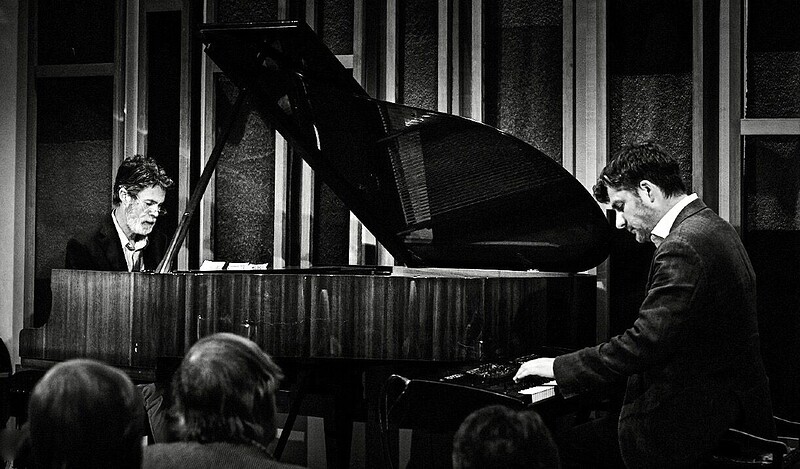 DAVID NEWTON & EUAN STEVENSON, Bristol Music Club – Headfirst Bristol