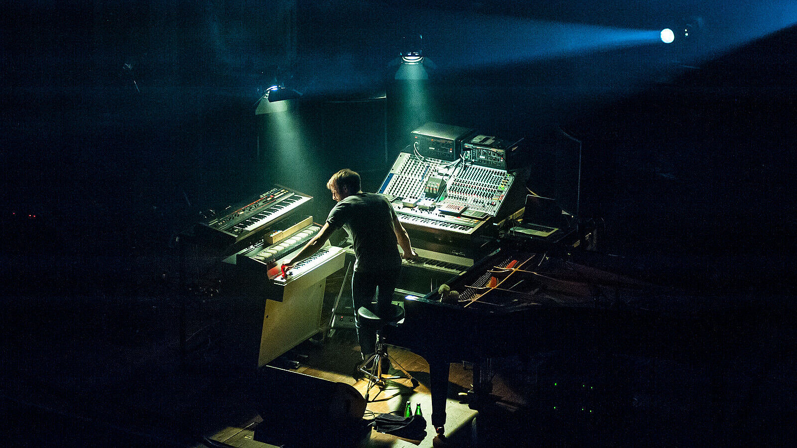 Electronic nights in Bristol — Headfirst Bristol